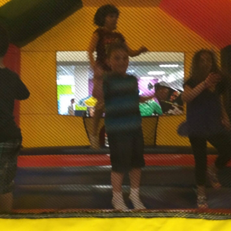 Attractions - Bounce N Play